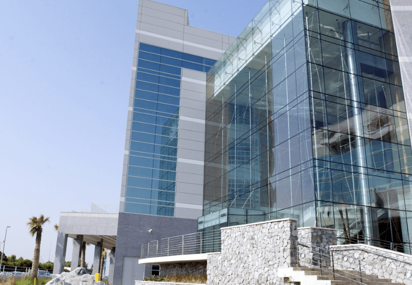 Middle East Pilot Simulator Training Center, Emirates CAE Flight ...